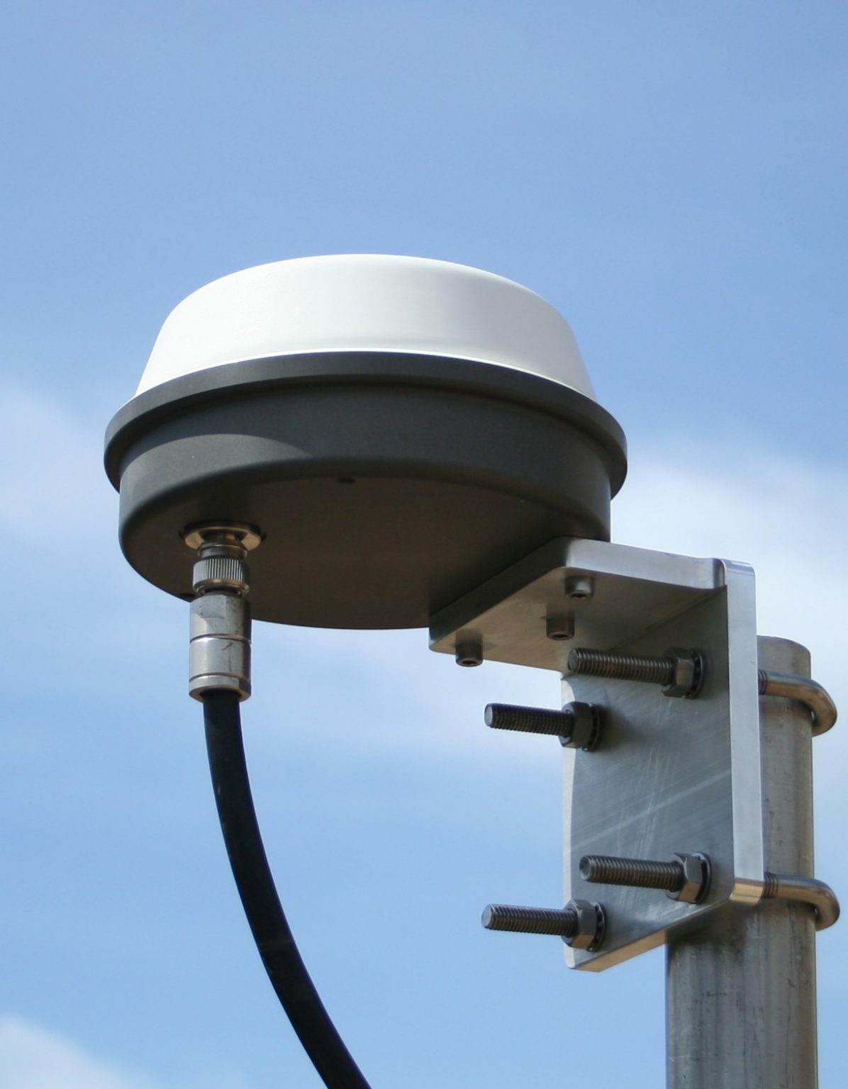 AD512 Filtered Passive Iridium Antenna – Alison MICROWAVE LTD